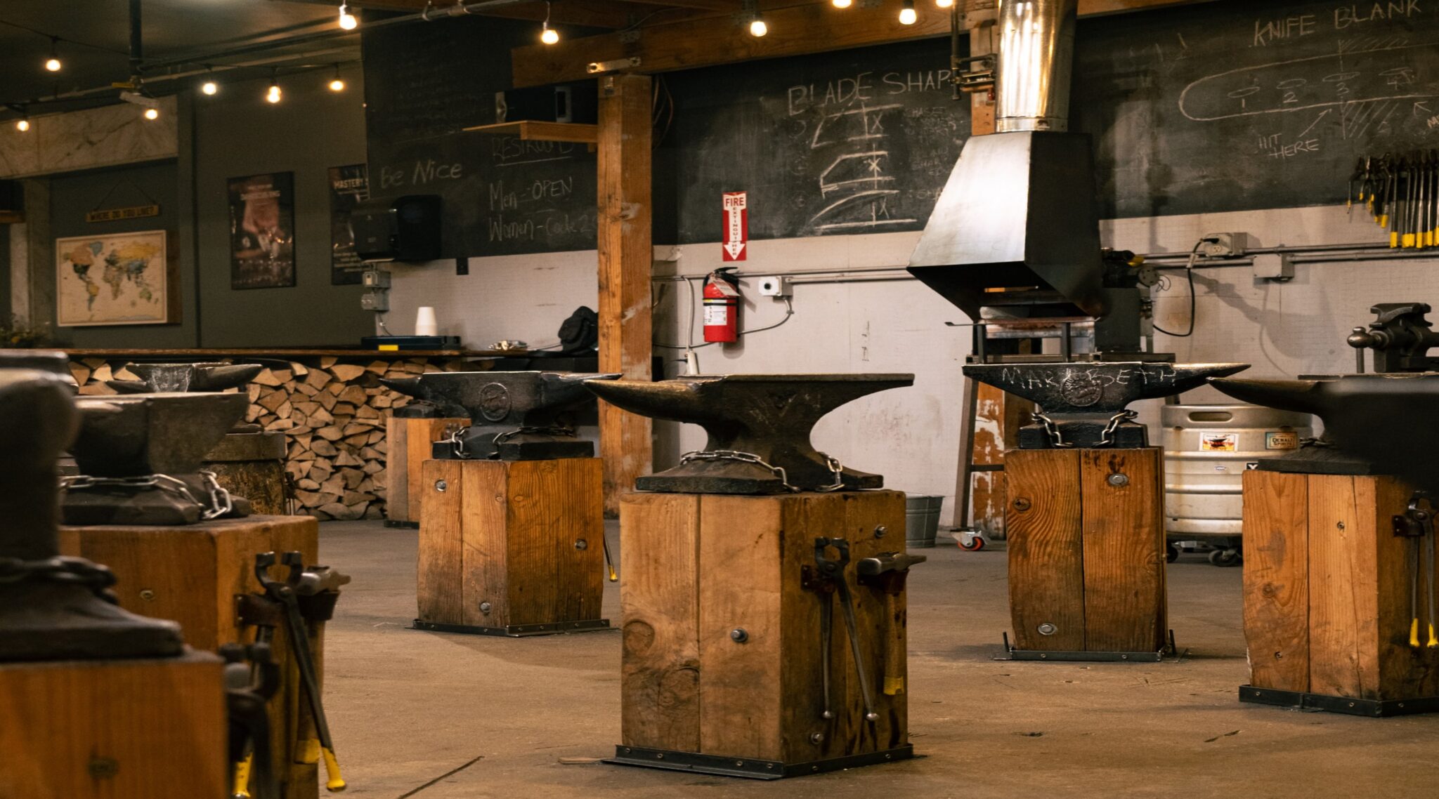 Seattle Blacksmithing Classes - Lawless Forge